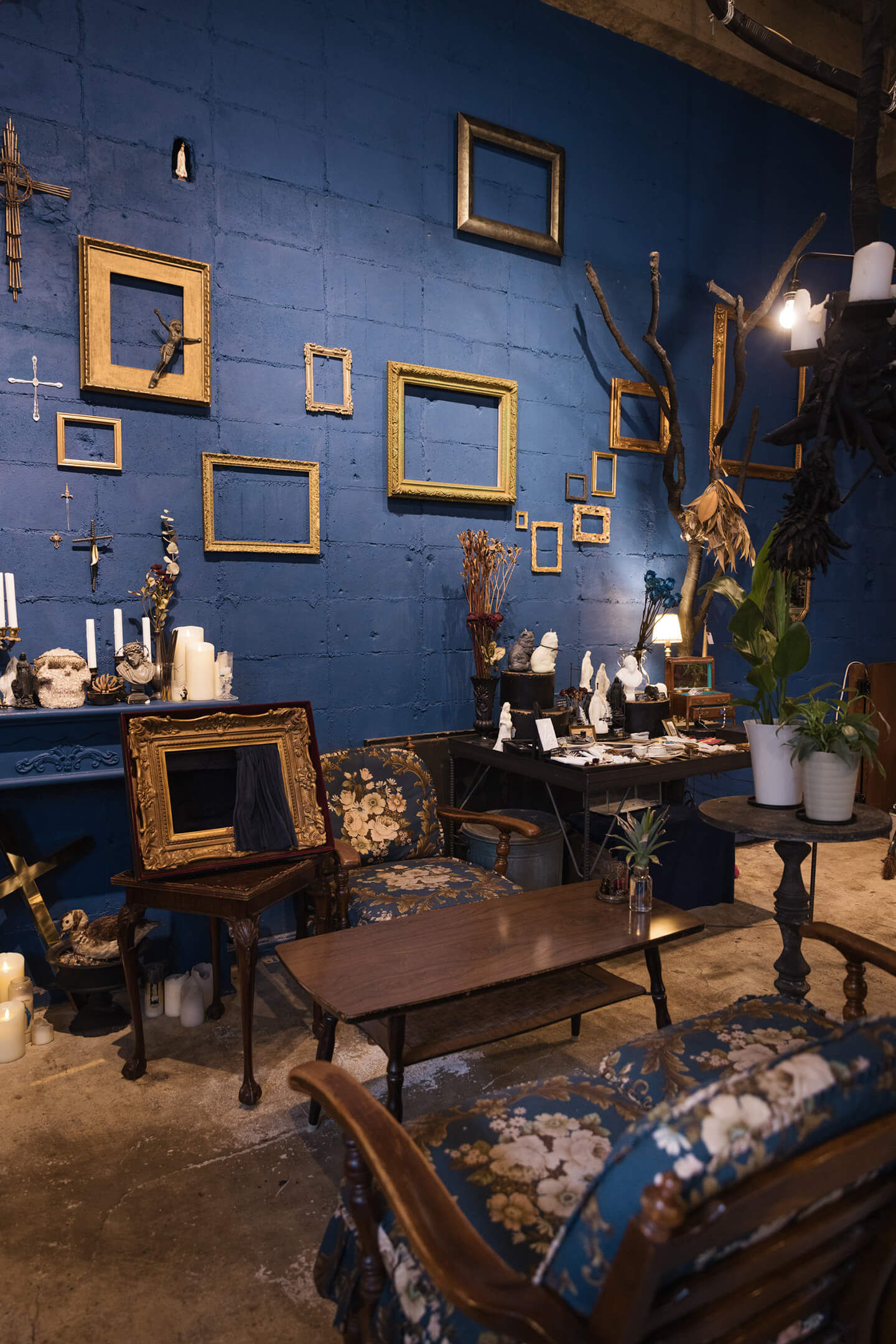 Cafe Cyan – Magenta – Beautiful Life with Flower